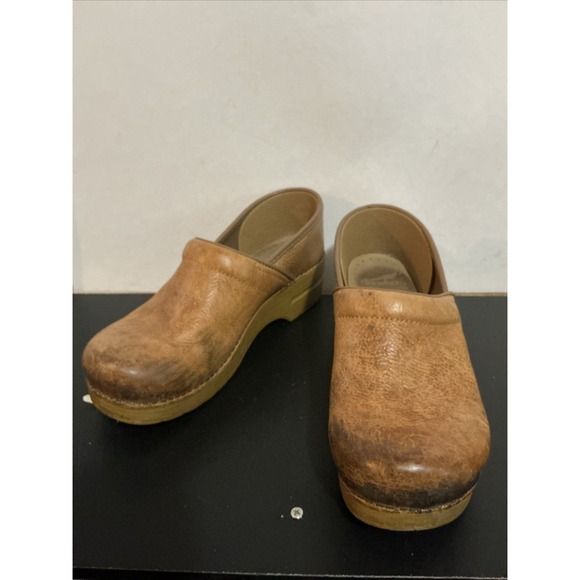 Dansko | Shoes | Dansko Professional Womens Clogs Honey Distressed Eu 4 ...